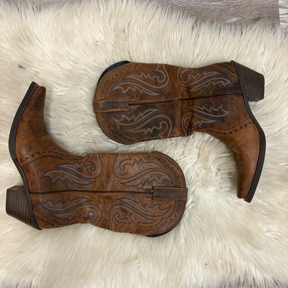 Ariat | Shoes | Ariat Heritage Western X Toe Western Boot Distressed ...